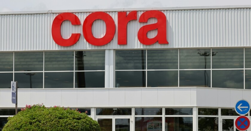 Après l'achat de Cora, Carrefour prévoit un plan social pour mutualiser ...