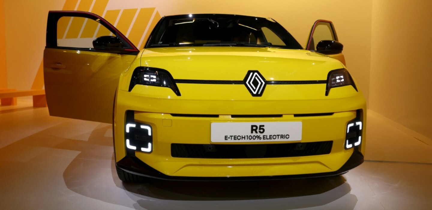 Renault rappelle plus de 15 000 R5 électriques pour un risque de panne ...